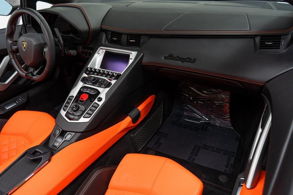 Lamborghini Aventador Orange Interior 1282