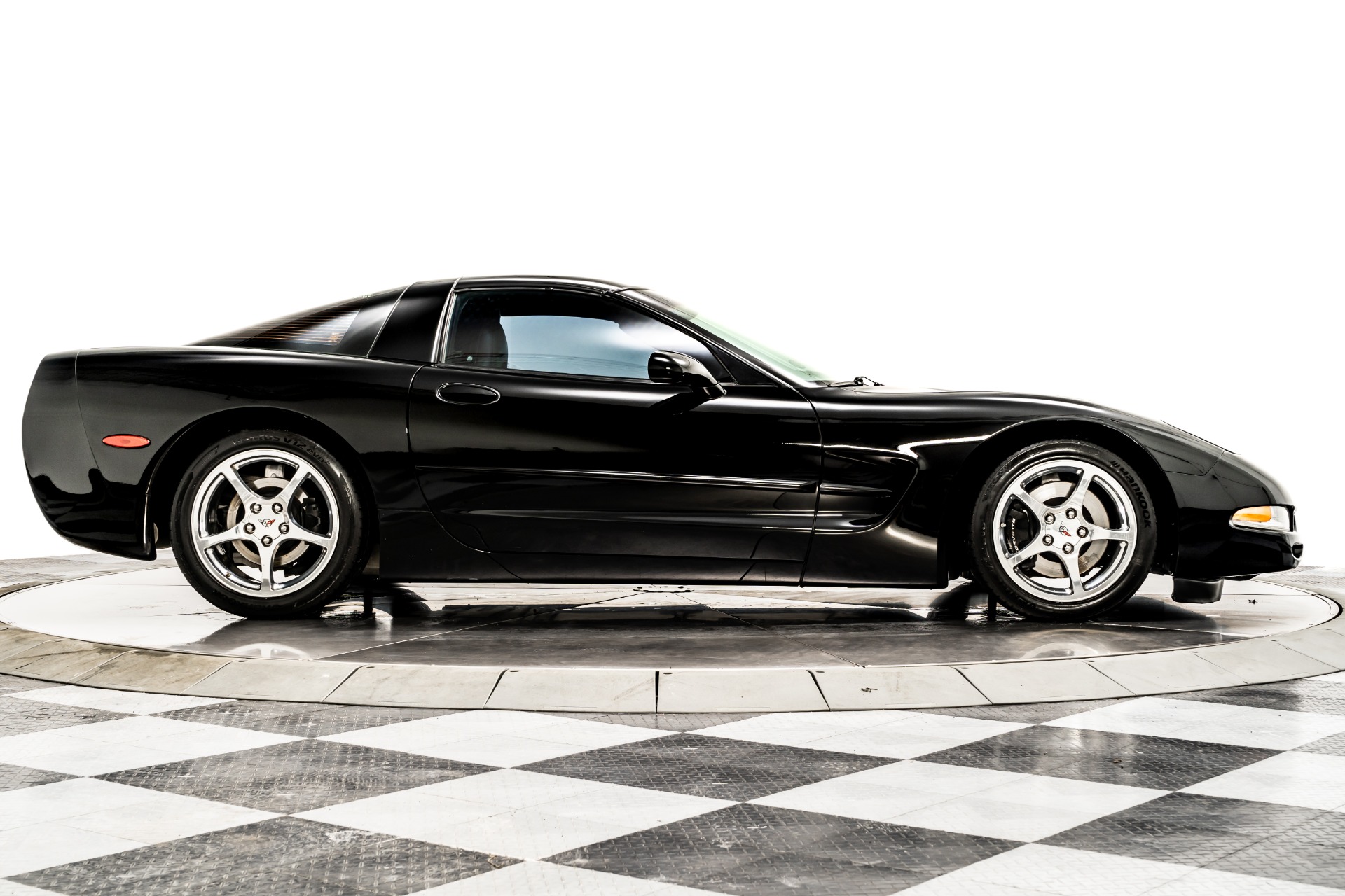 2003 Chevrolet Corvette Specs