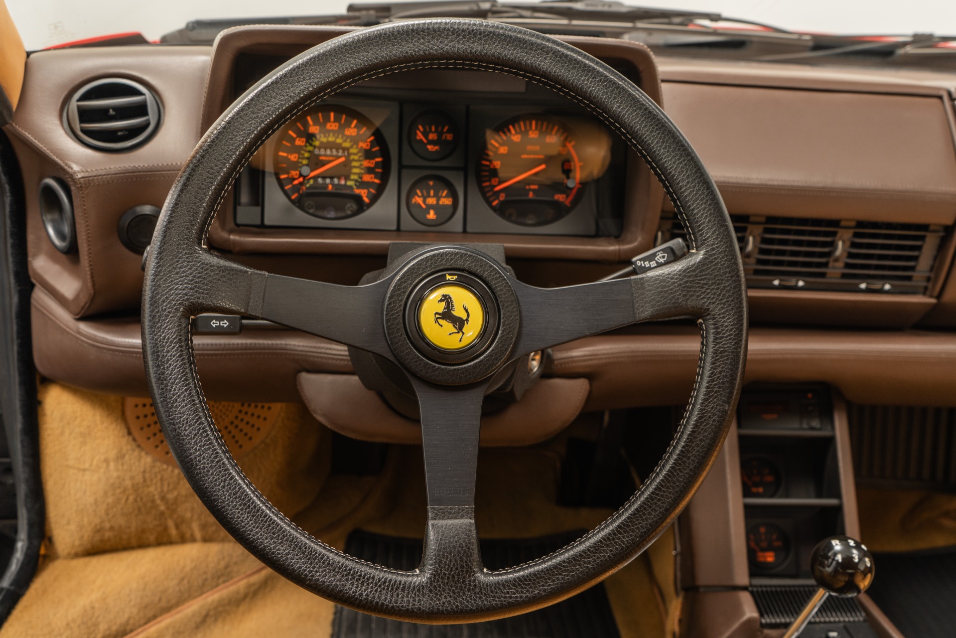 Ferrari Testarossa 1990 Interior