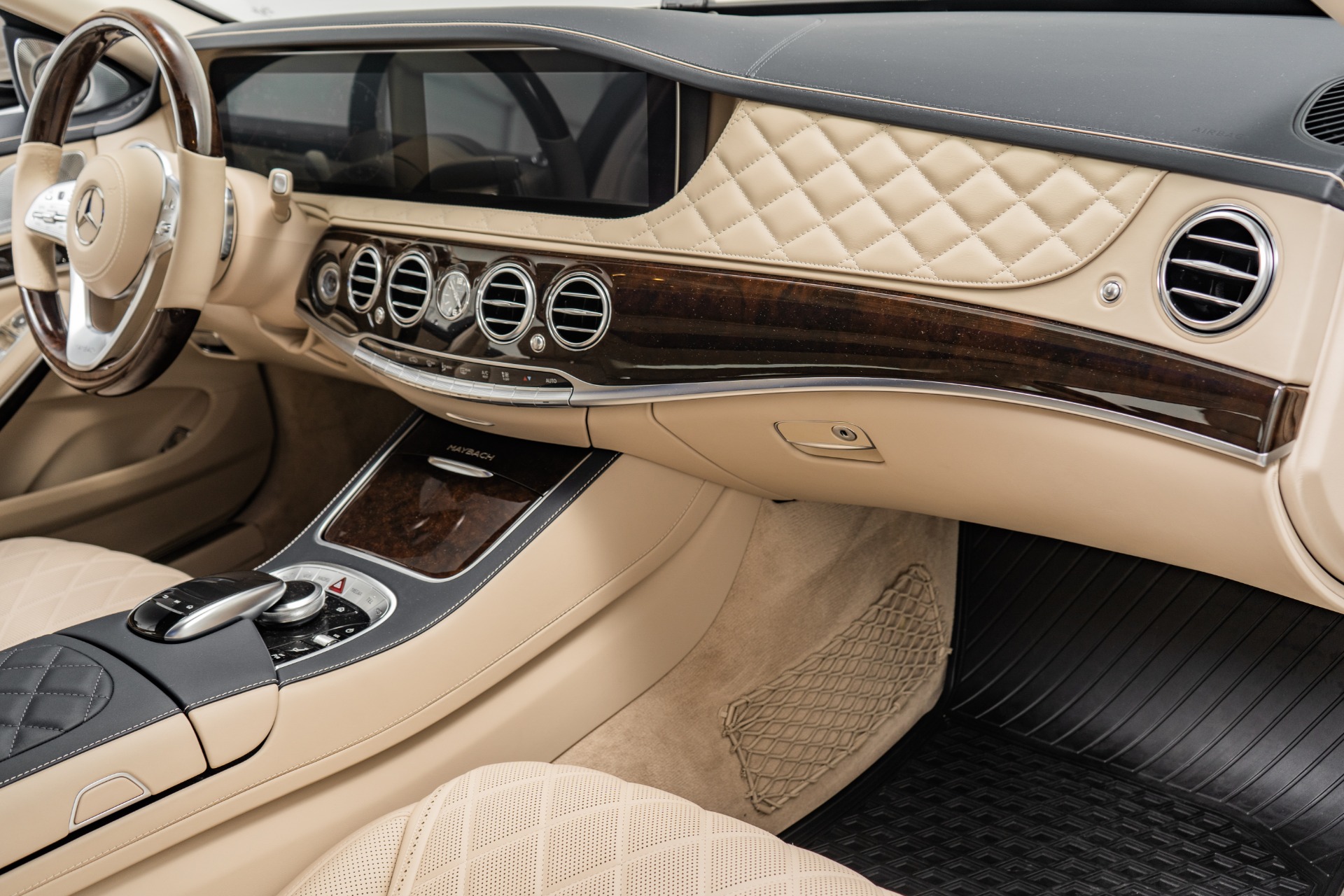 Maybach Interior 2019 | Cabinets Matttroy